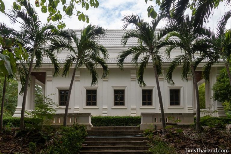 Ku Khu Khat Khmer Ruin - Tim's Thailand