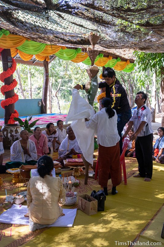 Boon Khao Kam Photo Essay - Tim's Thailand